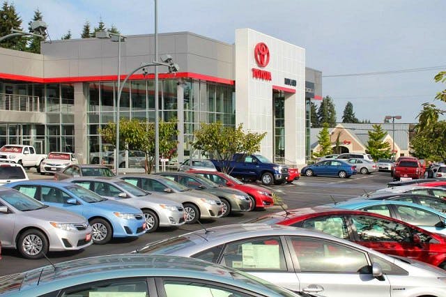 Rodland Toyota of Everett - Service Center, Toyota - Dealership Ratings